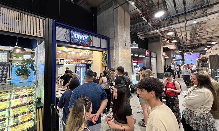 Tonny Pizzería - MUT - 800.cl