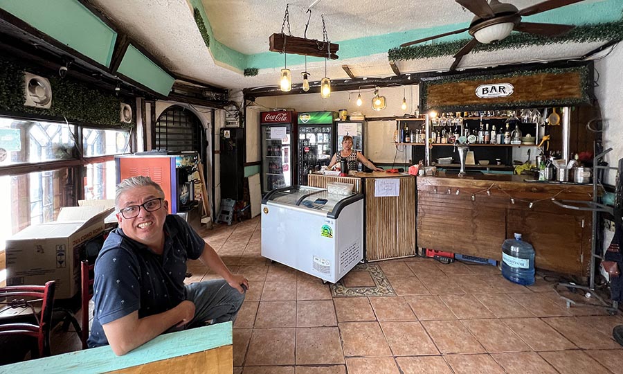 La Frasca Bar - 800.cl